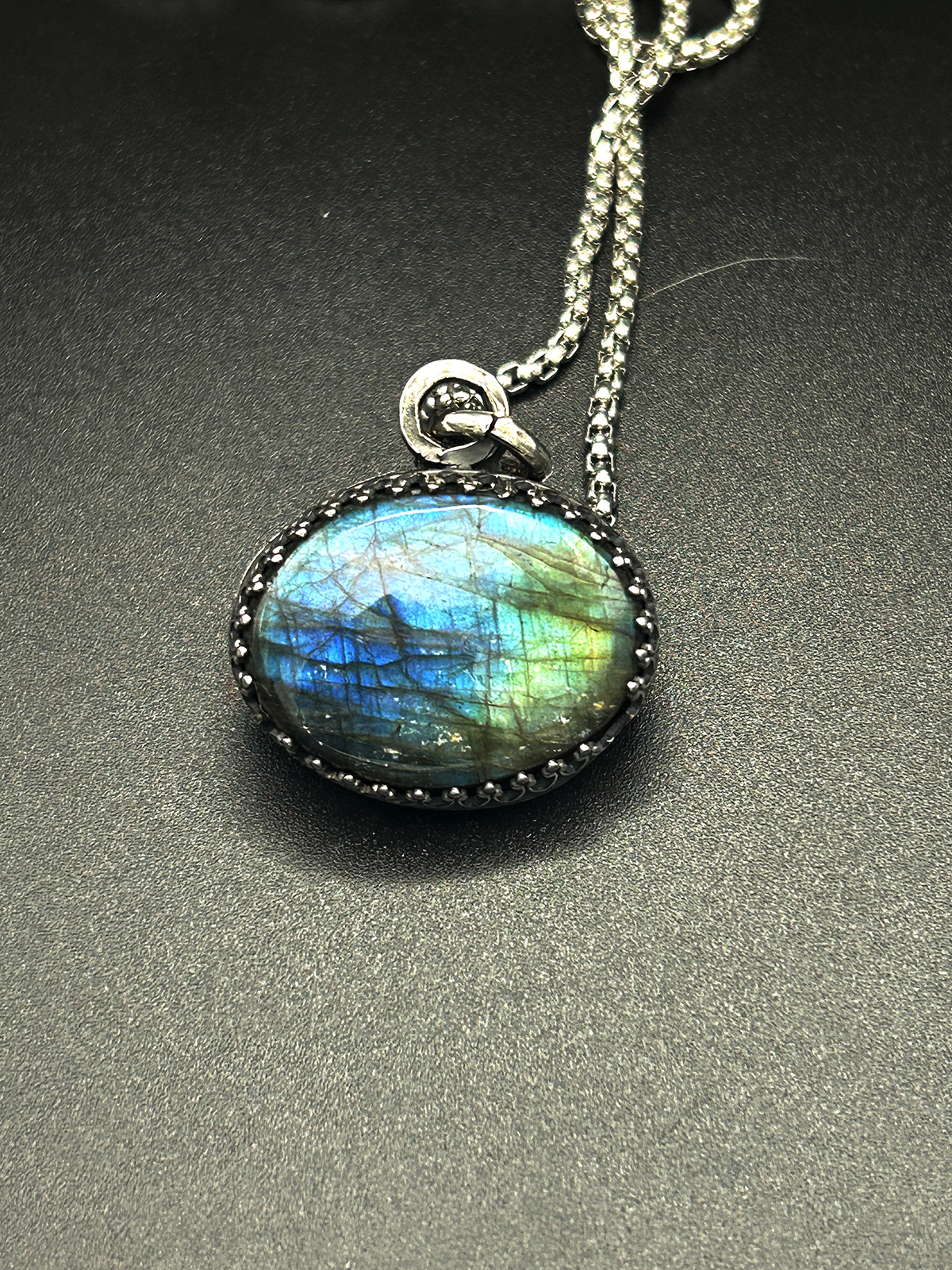 Paranor Druid Elfstone Pendant